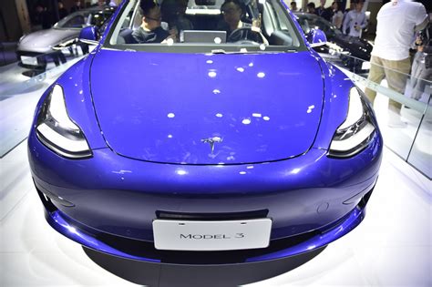【model 3图片】model 3高清实拍图 手机新浪汽车