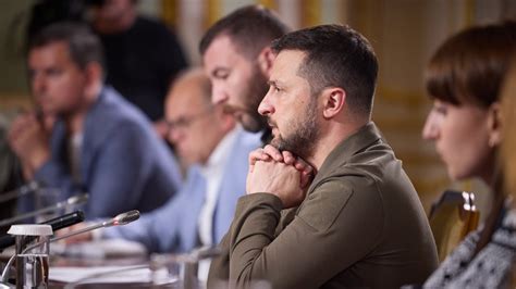 Спілкування Президента України Володимира Зеленського з представниками ЗМІ з нагоди Дня