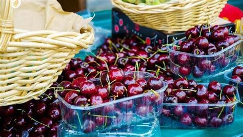 买樱桃时，别只会挑大的！记住“3买4不要”，颗颗饱满，甘甜多汁 知乎