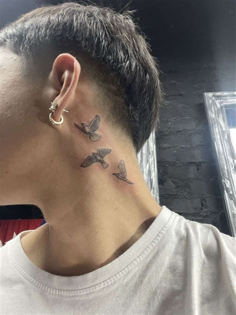 Back Of Neck And Head Tattoo Hairline Neck Tattoo