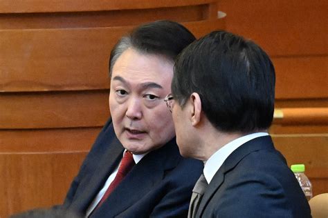 법원 윤석열 재판 촬영 허가…피고인석 앉은 모습 언론 공개