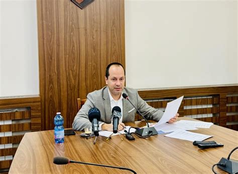 Разработват проект за велоалея и повече паркоместа пред блоковете във Враца