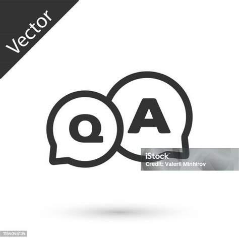 흰색 배경에 고립 된 질문과 답변 아이콘 회색 연설 거품 Q와 기호입니다 Faq 기호입니다 채팅 말풍선과 차트 벡터 일러스트