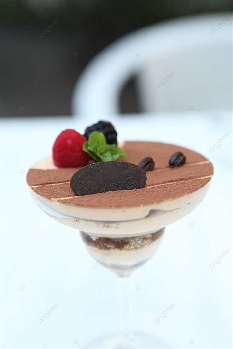 Tiramisu Glass Background Images Hd Pictures And Wallpaper For Free Download Pngtree
