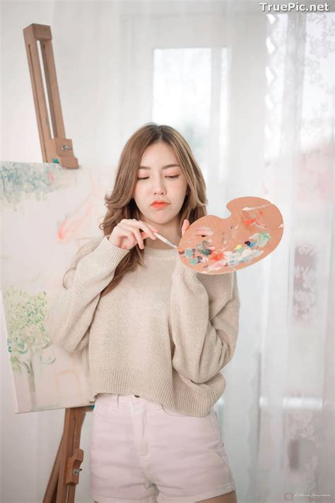 Thailand Model Champ Phawida 107 Pictures