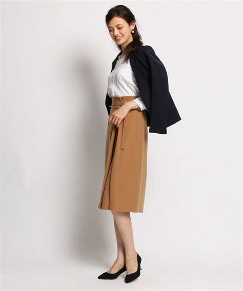 2020冬のオフィスカジュアルってどんな感じ20代女性の通勤コーデ特集 ファッションアイデア カジュアル ファッション