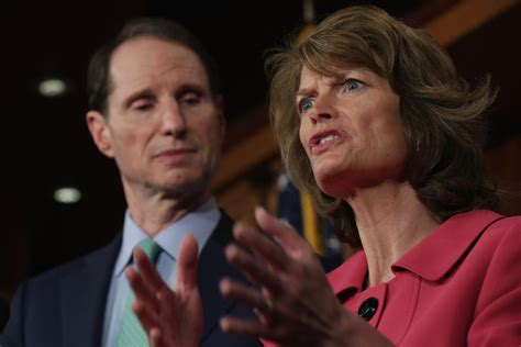 Lisa Murkowski Gay Marriage Alaska Republican Third Gop Senator To
