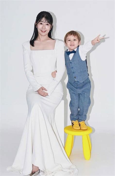 자발적 미혼모 사유리 아들 젠과 웨딩 화보…멋있는 사진