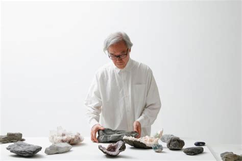 Япон зураач Торү Күранүкийн “Хязгааргүй чулуун цуурай” үзэсгэлэнгээ нээв