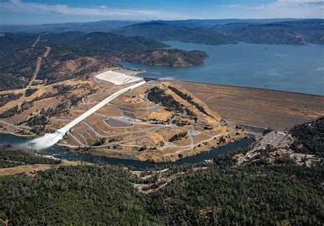 As Water Levels Rise Norcals Largest Dams Put Spillways Into Action