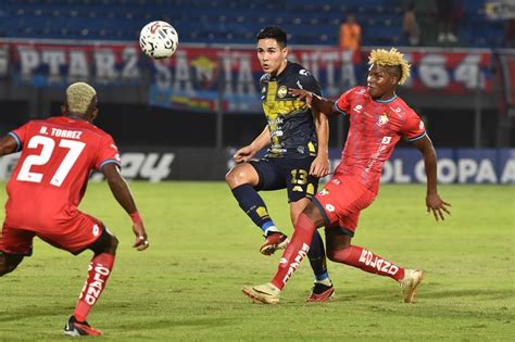 En Vivo El Nacional Recibe A Sportivo Trinidense Con El Objetivo De