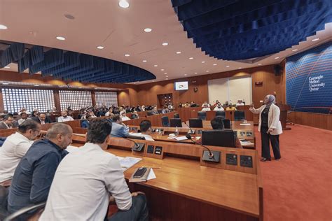 Professor Adeinat Leads Workshop On Supply Chain Resiliency Business