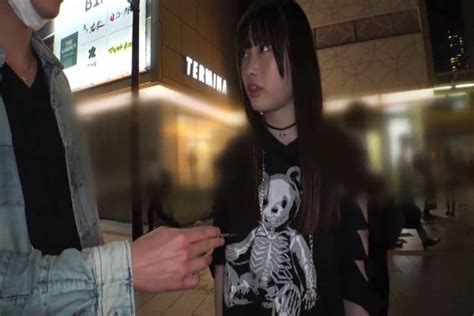 GANA マジ軟派初撮 枕を投げつけ発狂上京したての学生をそそのかしてSEXしたら激おこいやいや気持ち良さそうにしてたじゃん Post 無料AV動画