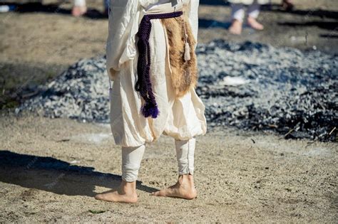 Premium Photo A Traditional Japanese Shinto Ritual Called Firewalking