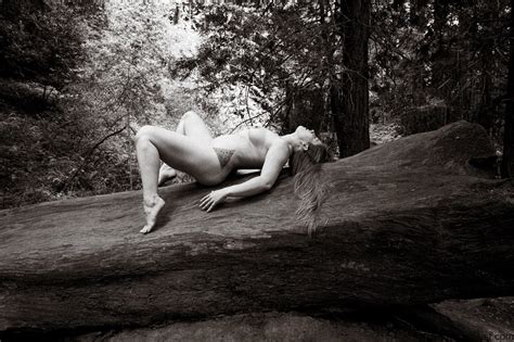 Nothing Makes Lana Del Lust Happier Than Posing Naked Outdoors 15 Photos