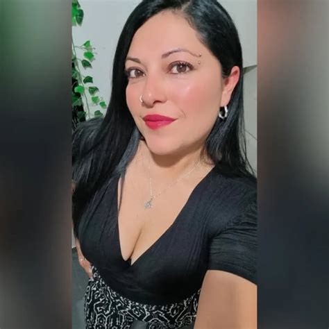 Kari Araya 🛸 Marshmallowkari • Threads Say More