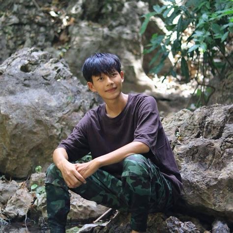 ကျွန်တော်တို့ Kndf အမှတ် ၁တပ်ရင်းရဲ့ တပ်ရင်း လှုပ်ရှား မှု မှတ်တမ်းမ