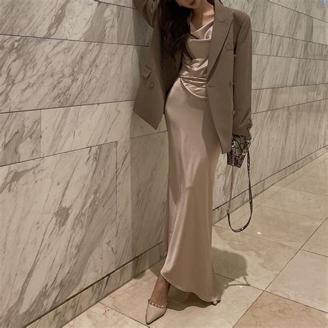 포스트모니션 재진행글로시 실크 슬립 원피스 4color 언발 새틴 드레이프 실키 롱 드레스 섹시 슬림핏 위시버킷