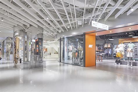 현대백화점 목동점 별관 리뉴얼 오픈…“상권 대표 Mz 전문관 구현” 이투데이