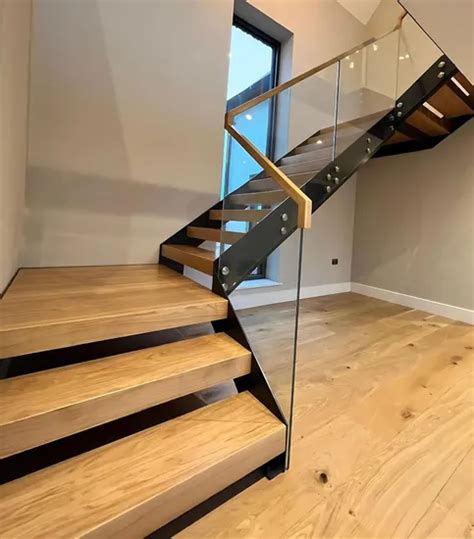 Australia Engineer Standard Metal Straight Staircase 100mm Thick Solid