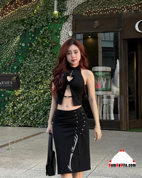 777 Ảnh Tiktoker Kim Loan Lê Nude Gợi Cảm Với Vòng 1 Cháy Bỏng Thể