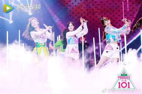 101第三次公演舞台服装土炸天，网友：名副其实乡村音乐会！ 每日头条