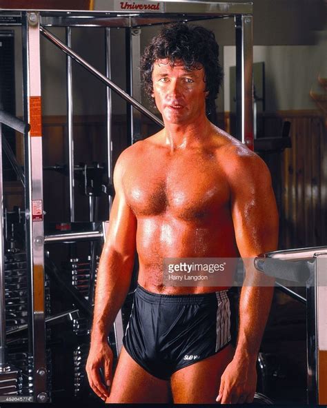 Actor Patrick Duffy Poses For A Portrait In 1990 In Los Angeles Actrice Célébrités Années 80