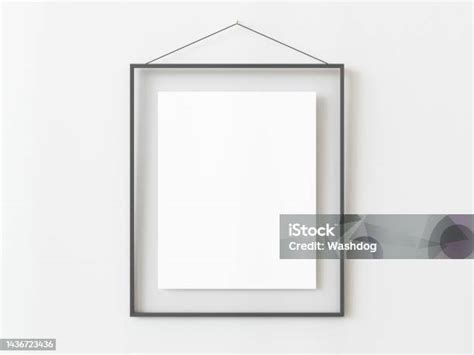 흰색 질감의 벽 모형에 매달린 회색 직사각형 수직 프레임 1개 플랫 레이 평면도 3d 그림 0명에 대한 스톡 사진 및 기타 이미지 Istock