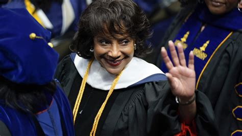 Phylicia Rashad To Step Down As Dean Of Howard Universitys College Of