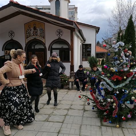 Празник за Рождество организират в двора на храма „Св Три Светители” Regnews Net Новини по