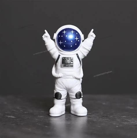 Статуэтка космонавта | AliExpress