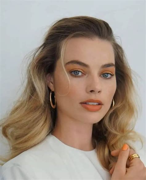 Discover More Like Gentlemanboners Margot Robbie And Related Content