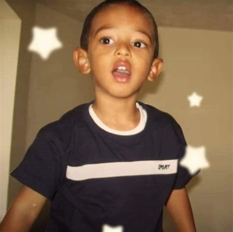 Pin oleh Hồng Ngọc di JB Sepak bola Selebritas Gambar pacar