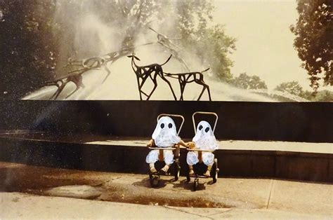 Twins De Angela Deane