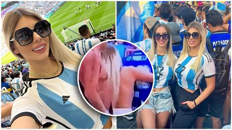 Chicas Se Desnudan Jugando La Futbol Conoce Adultos En Toda España