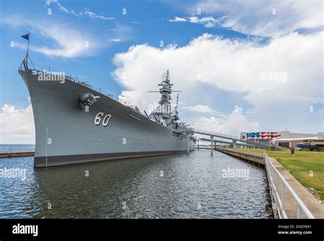 Uss Alabama Museum Battleship At The Battleship Memorial Park In Mobile
