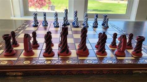 Impossible Passthrough Chess Queen By M R Printermakerworld Download Free 3d Models