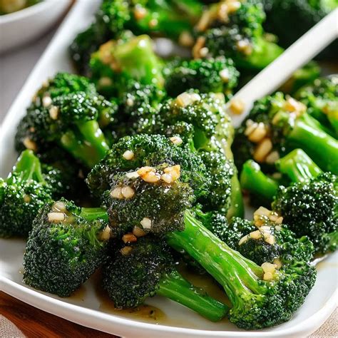 Easy And Delicious Broccoli With Garlic Sauce