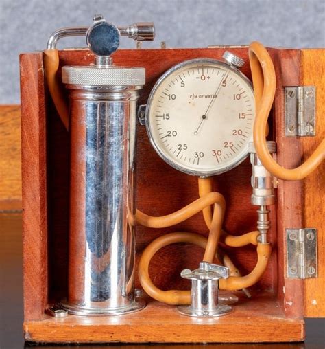 1930 Vintage An Unusual Pneumothorax Scientific Instrument Vinterior
