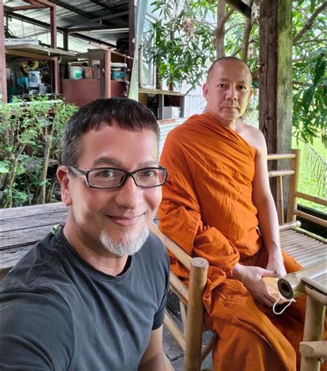 ดาราภาพยนตร์ วันนี้วันพระ บิลลี่โอแกน คุยธรรมมะ กับ