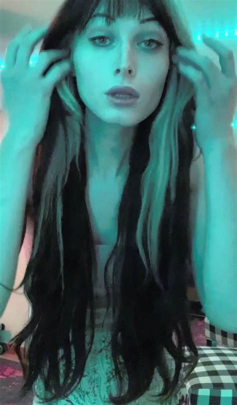 Im Hiding Something 😈😉 Scrolller