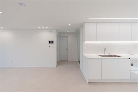 기본에 충실한 화이트feat오크 한방울인테리어 라이프스타일 슈퍼앱 오늘의집