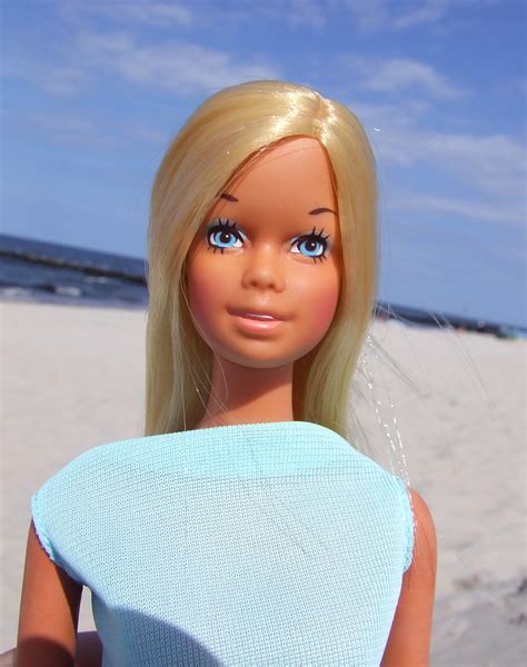 Tren Gaya 24 Malibu Barbie