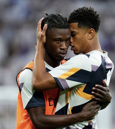 رونمایی از نامزد جود بلینگام طرفداری