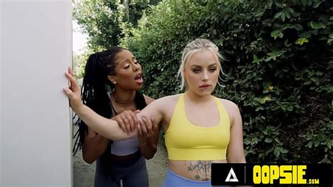 Oopsie Animated Search Xvideos Com