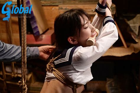 蔵の中で緊 調 される女子 生 信頼して アダルト動画 Duga