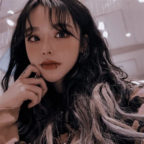 𝘱𝘪𝘯𝘵𝘦𝘳𝘦𝘴𝘵 ﹫𝘣𝘢𝘮𝘣𝘪𝘭𝘰𝘶𝘴 Gadis Ulzzang Ulzzang Kpop