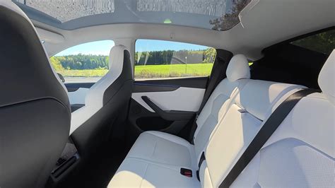 Tesla Model Y Performance 2026 Faqs Global Green Cars Compare