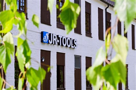 Summer Holidays 2025 Jr Tools