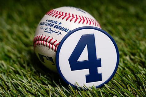 Mlb Players Wearing 4 Patches On Jerseys Today